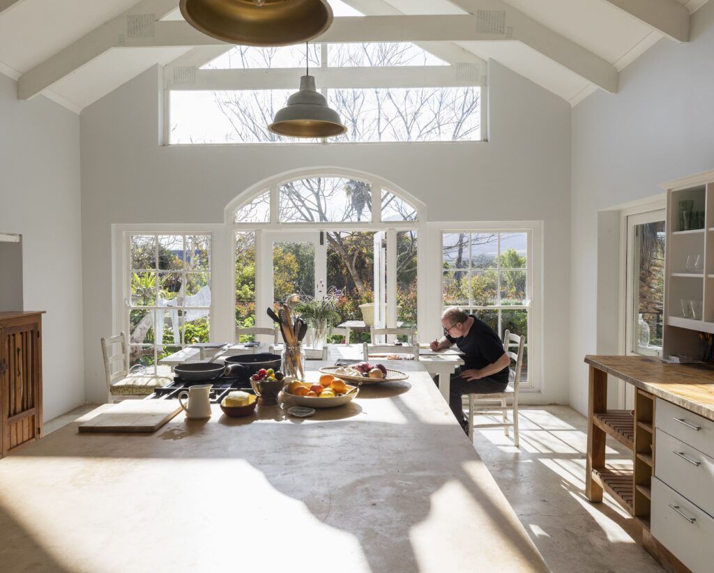 Ideas para Casas con Techos Altos: Cómo Decorar y Aprovechar al Máximo ...